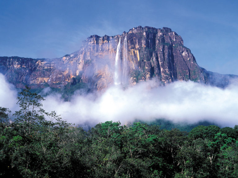 Angel Falls (Salto Ángel) makes the waterfall top 10 | About New7Wonders
